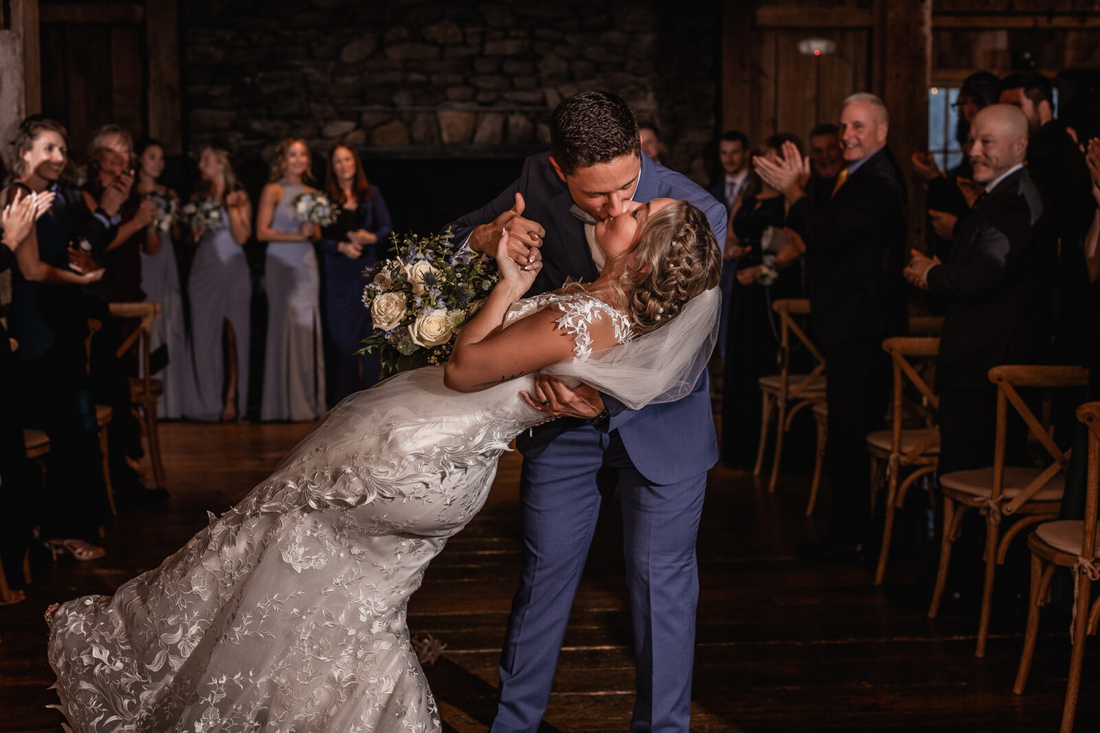 5 Expert Tips to Master the Mid-Aisle Dip Kiss for Picture-Perfect ...